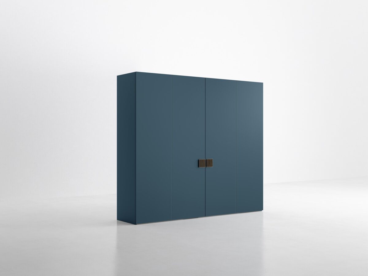 Modern Closets – Plana | European Cabinets & Design Studios