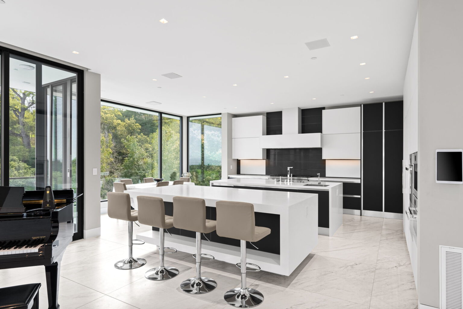 Top 10 Modern Kitchen Trends to Watch in 2025 and Beyond